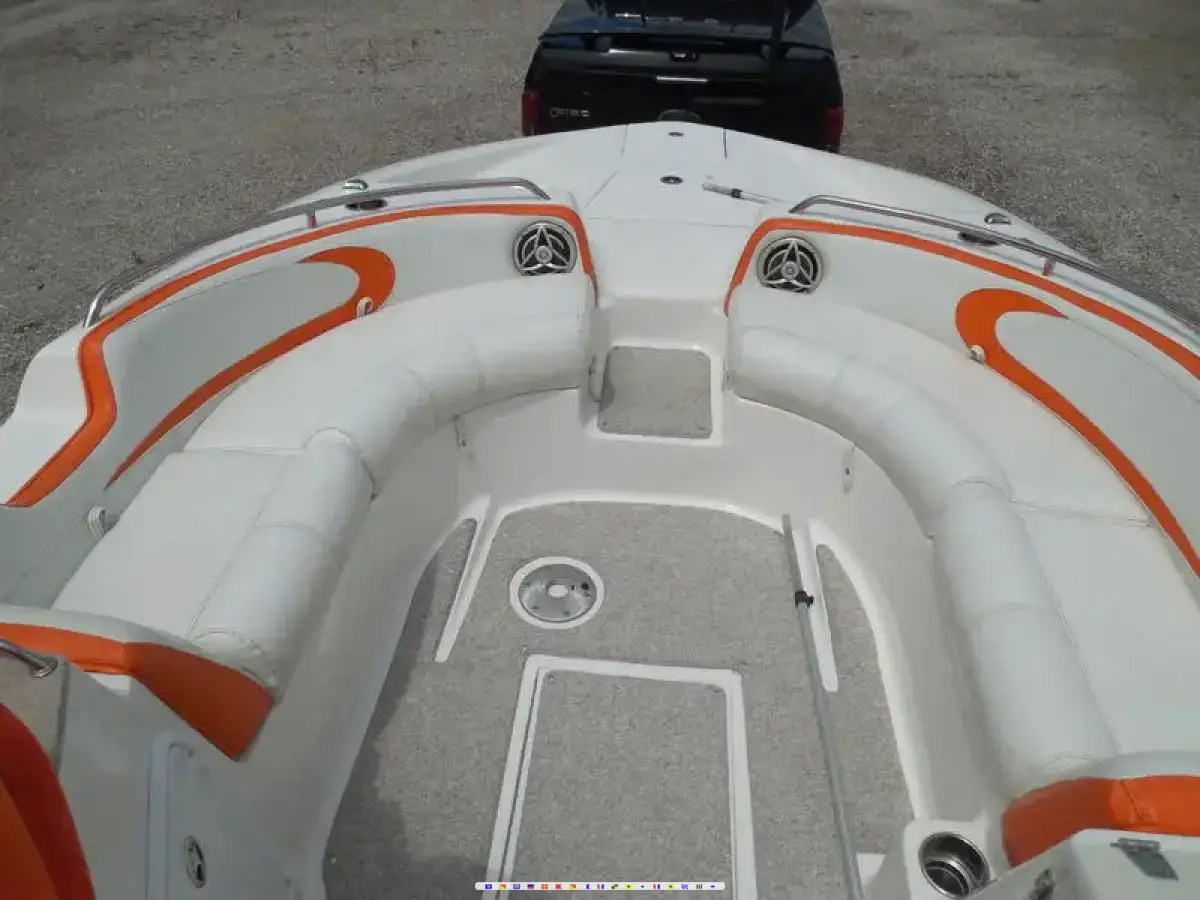 2011 Playcraft Extreme Power Deck 260 SXI Photographs