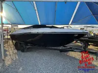2009 Rinker Captiva Open Bow powerboat for sale in Arizona