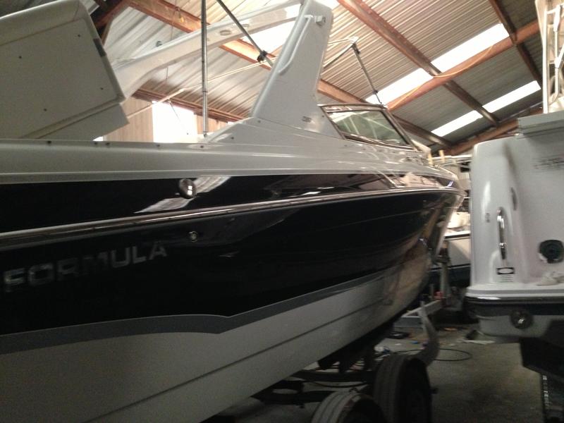 Formula 280 powerboats for sale by owner.