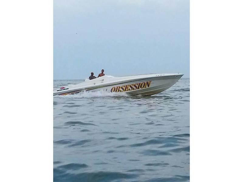 1994 IMP VIPER 310 powerboat for sale in New York