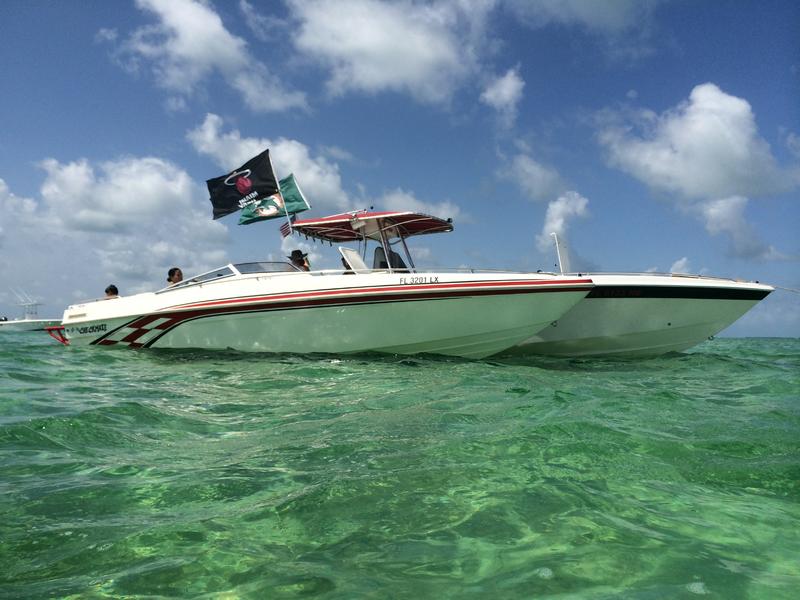 2000 Checkmate Convincor 251 Classic powerboat for sale in Florida