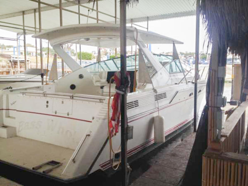 1988 Wellcraft Portofino 43 powerboat for sale in Texas