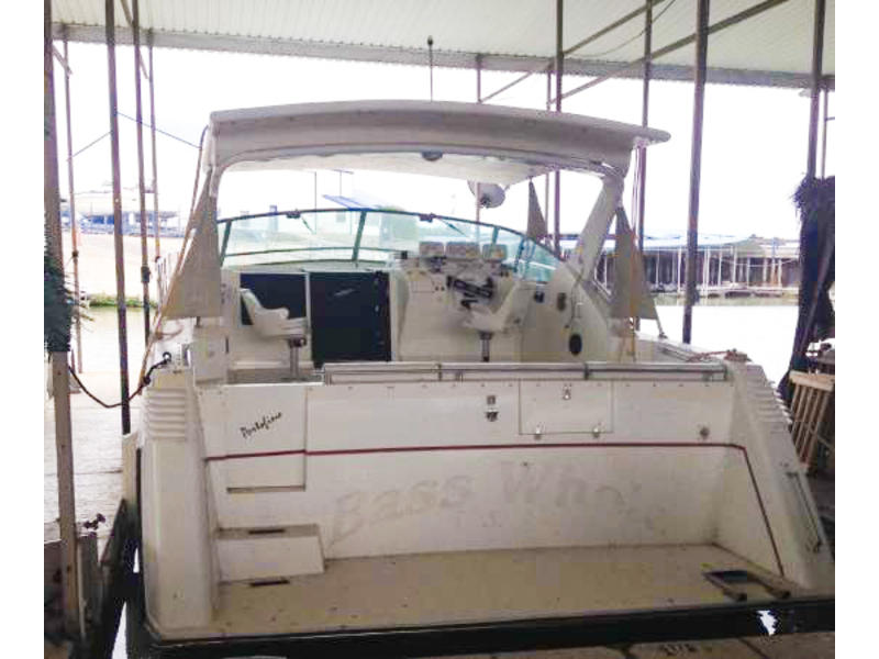 1988 Wellcraft Portofino 43 powerboat for sale in Texas
