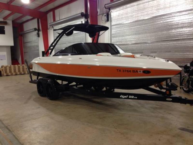 2008 Tige 22 ve powerboat for sale in Texas
