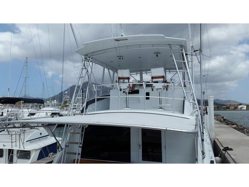 1992 Bertram 60 Convertible powerboat for sale in Florida