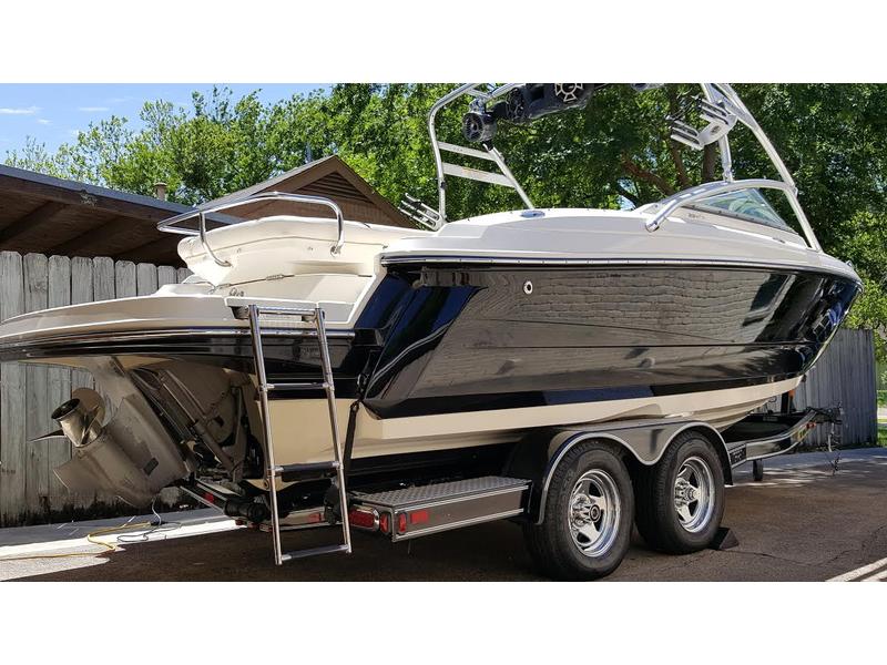 2007 Monterey 234 FS powerboat for sale in Texas
