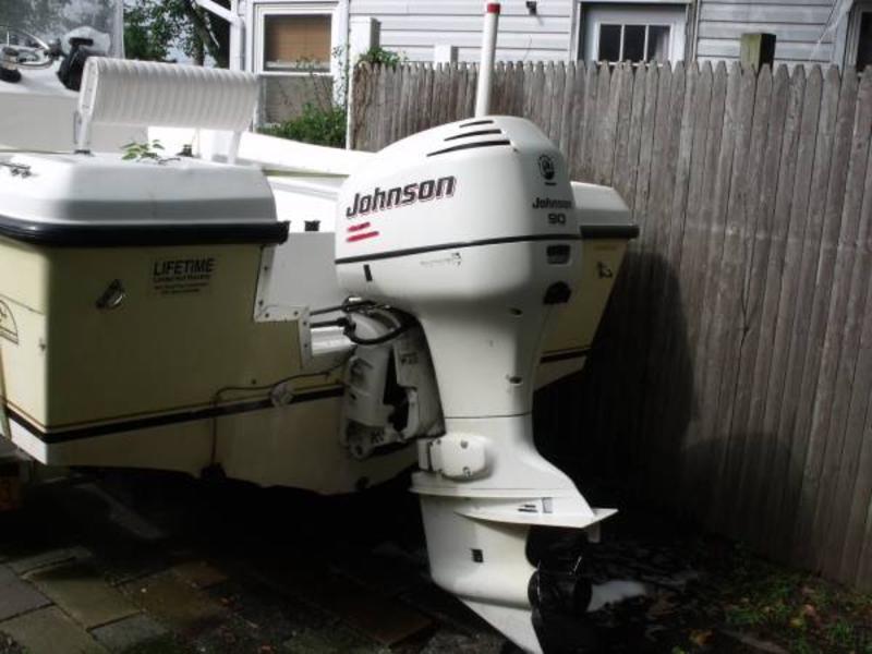 2006 Angler 180 F Center Console powerboat for sale in New York