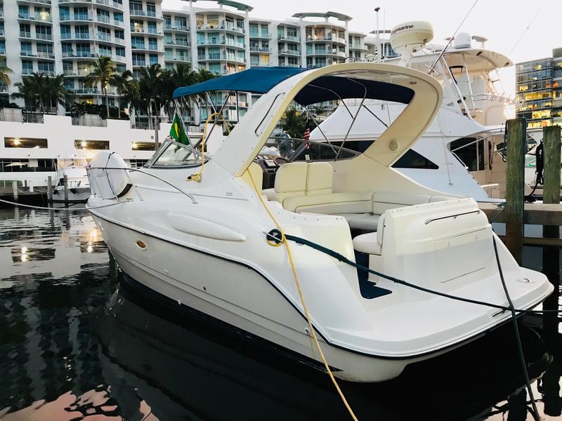 2003 Bayliner Ciera 3055 powerboat for sale in Florida