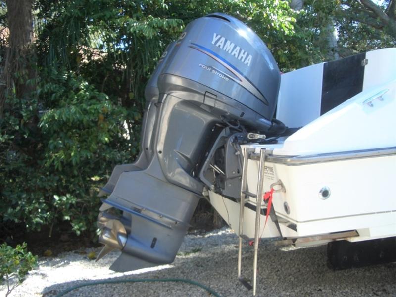 2002 Angler 3100 powerboat for sale in Florida