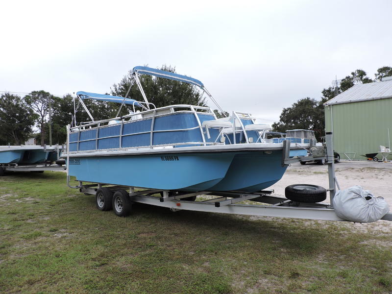 2015 Catamaran Coaches Inc 24 X 85 Offshore powerboat for sale in Florida