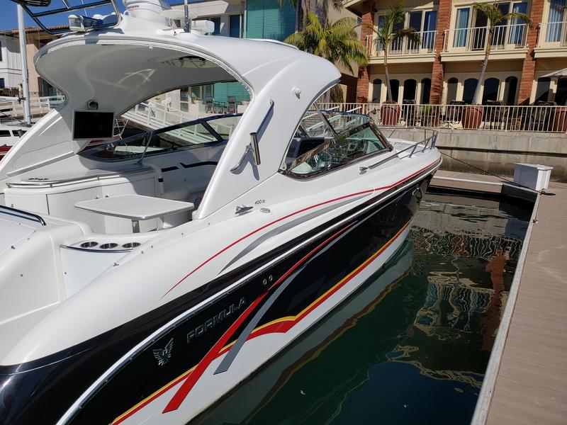2006 Formula 400ss powerboat for sale in California