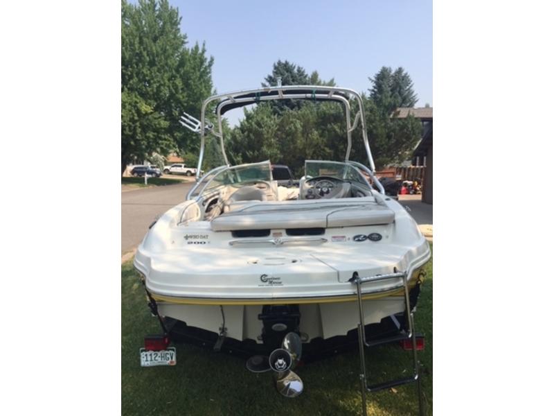 2003 Sea Ray 200 Bowrider powerboat for sale in Colorado
