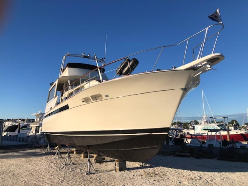 1971 Chris Craft Commander powerboat for sale in New York