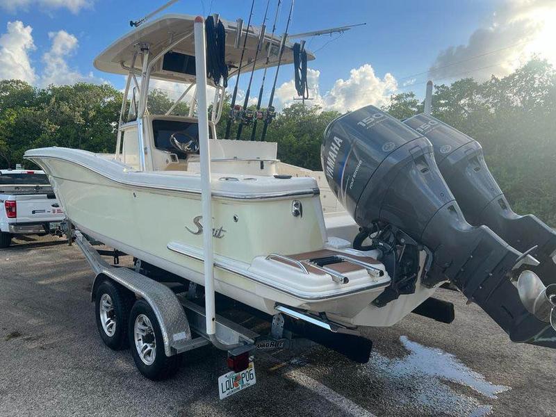 2007 Scout 262 Sportfish powerboat for sale in Florida
