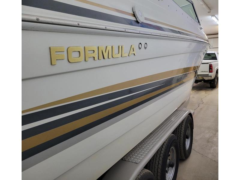 2002 Formula 280ss powerboat for sale in Idaho