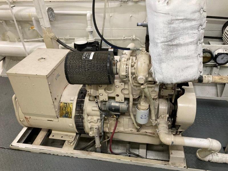 90 Long Range Expedition Cruiser powerboat for sale in Alabama